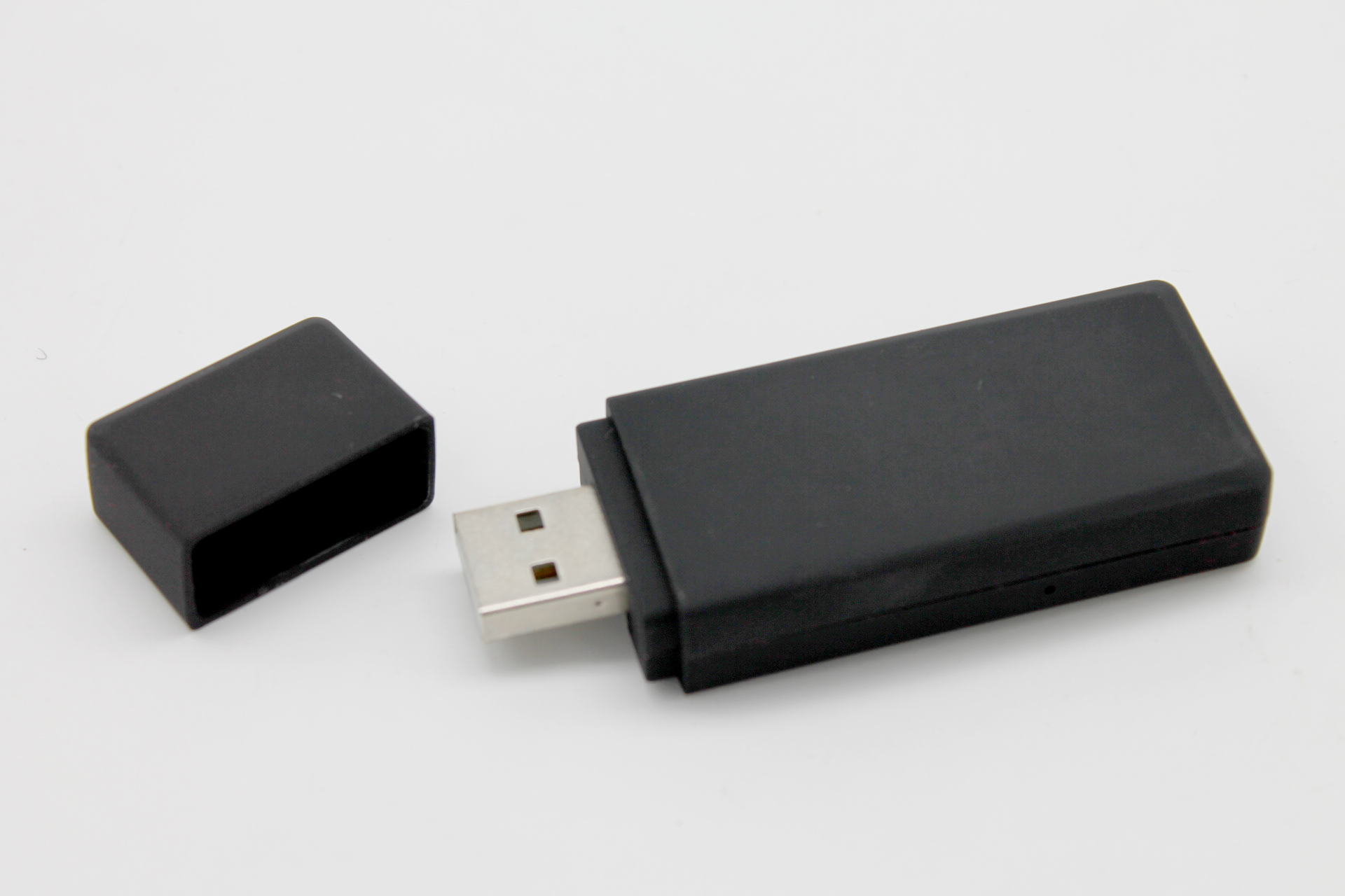 Slapta kamera USB raktas HD | Sekimas.lt